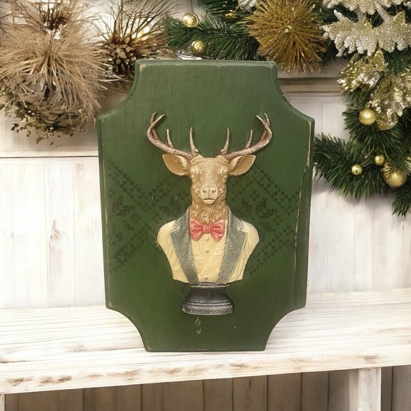 Holiday | Miniature Festive Green And Gold Deer Wall Plaque | Poshmark